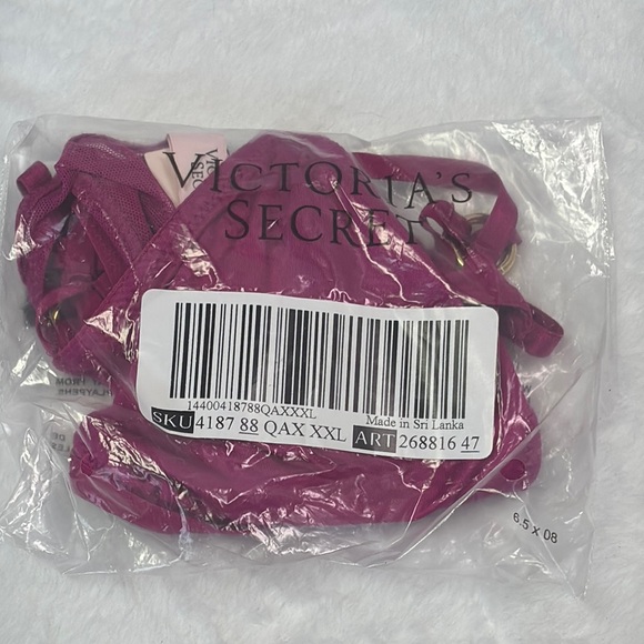 Victoria's Secret | Intimates & Sleepwear | Bnip Vs Cheeky Strappy ...